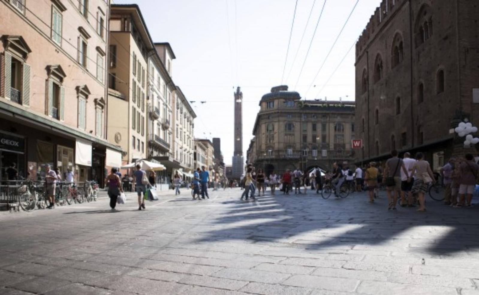 Via Rizzoli - Bologna Welcome